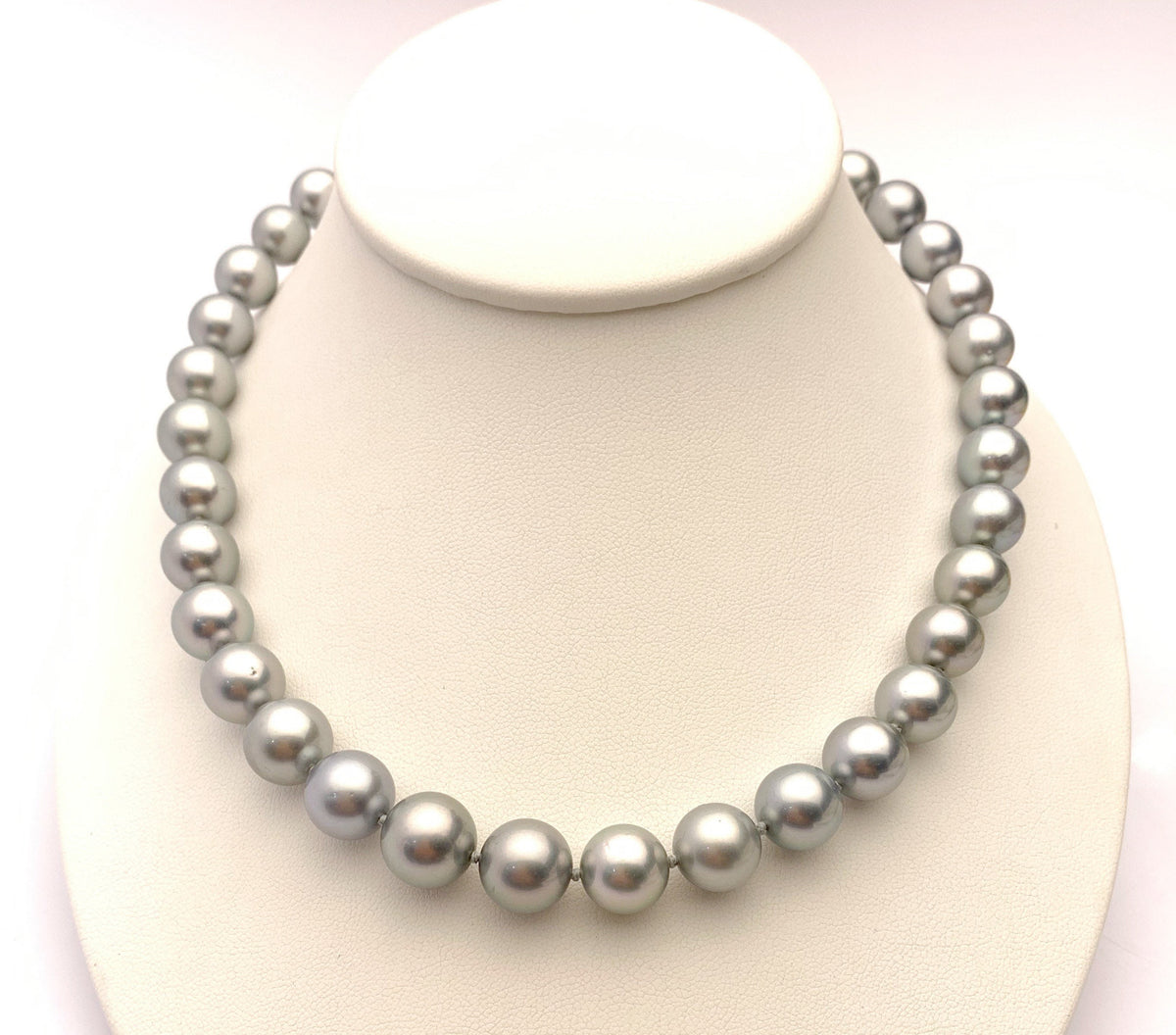 17” Silver Tahitian Pearl Necklace 100% Natural Color – Aloha Pearls ...